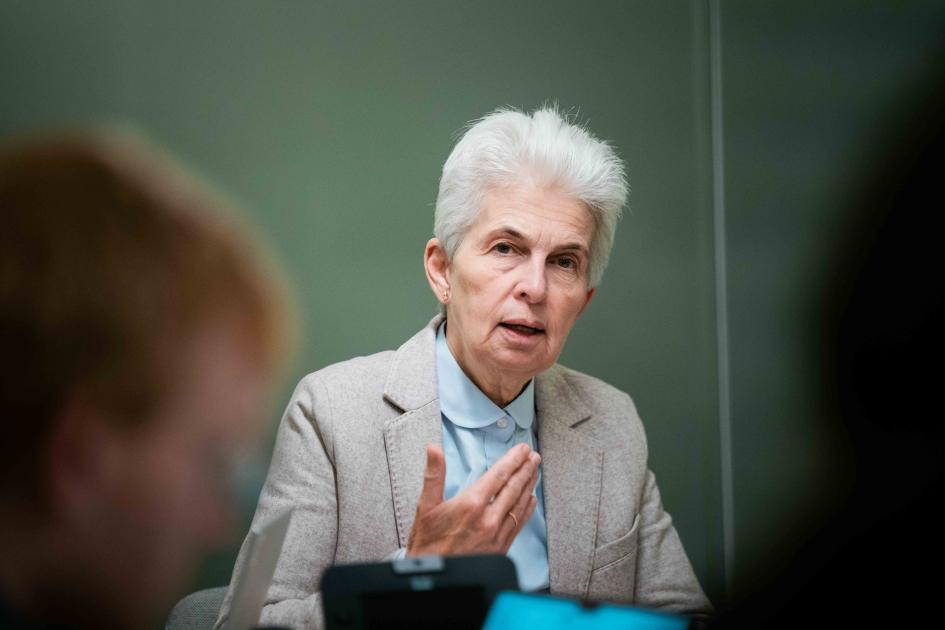 INTERVIEW | Strack-Zimmermann zu Merz Auftritt im Oval Office: "Wirkte ...